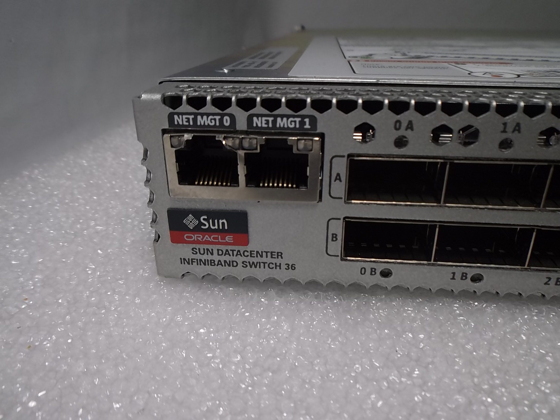 Sun Oracle Sun DataCenter Infiniband Switch 36 602-4758-02 AK00009713 ...
