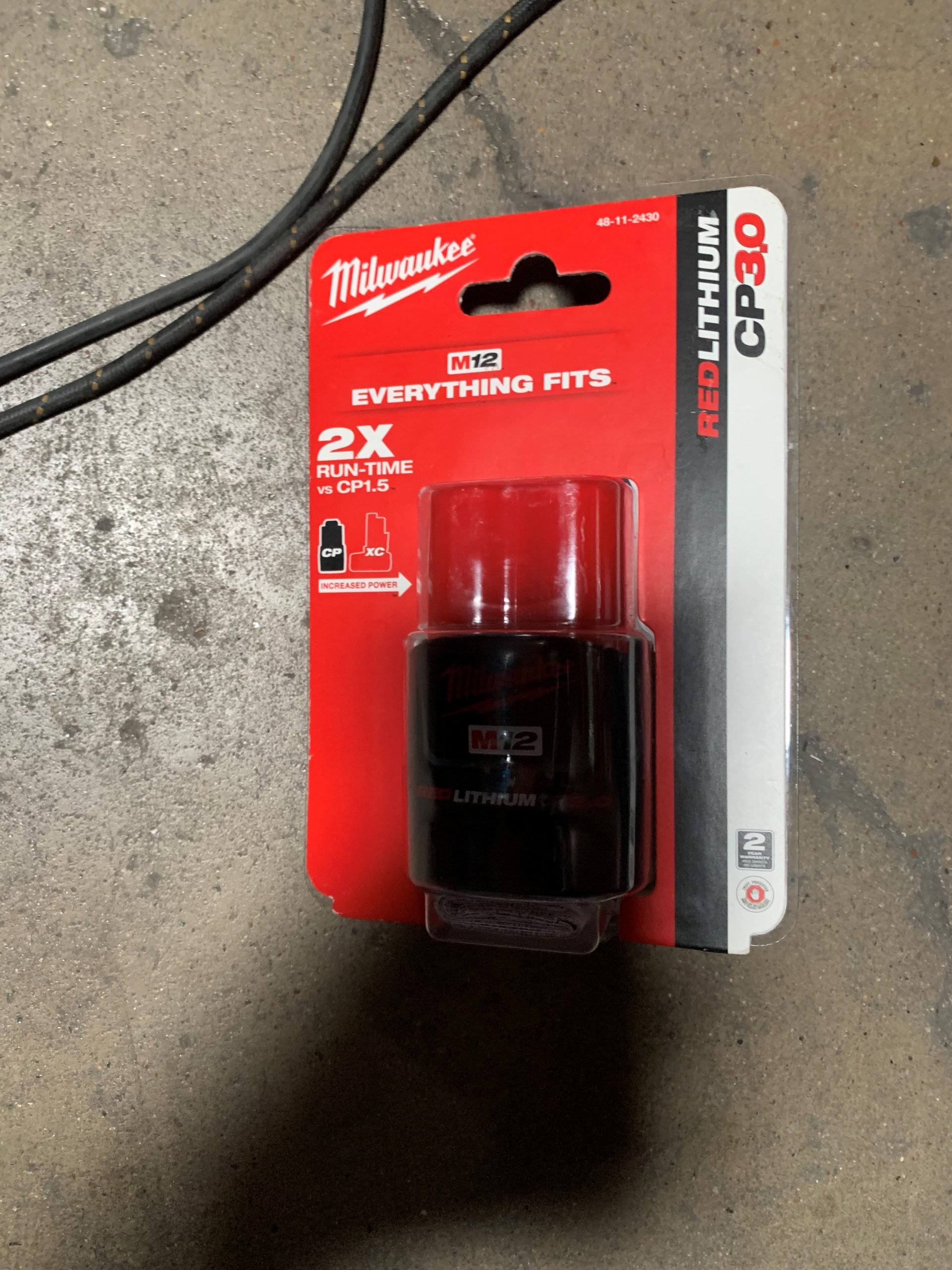 Milwaukee M12 12-Volt Lithium-Ion Compact Battery Pack 3.0Ah 48-11-2430 ...